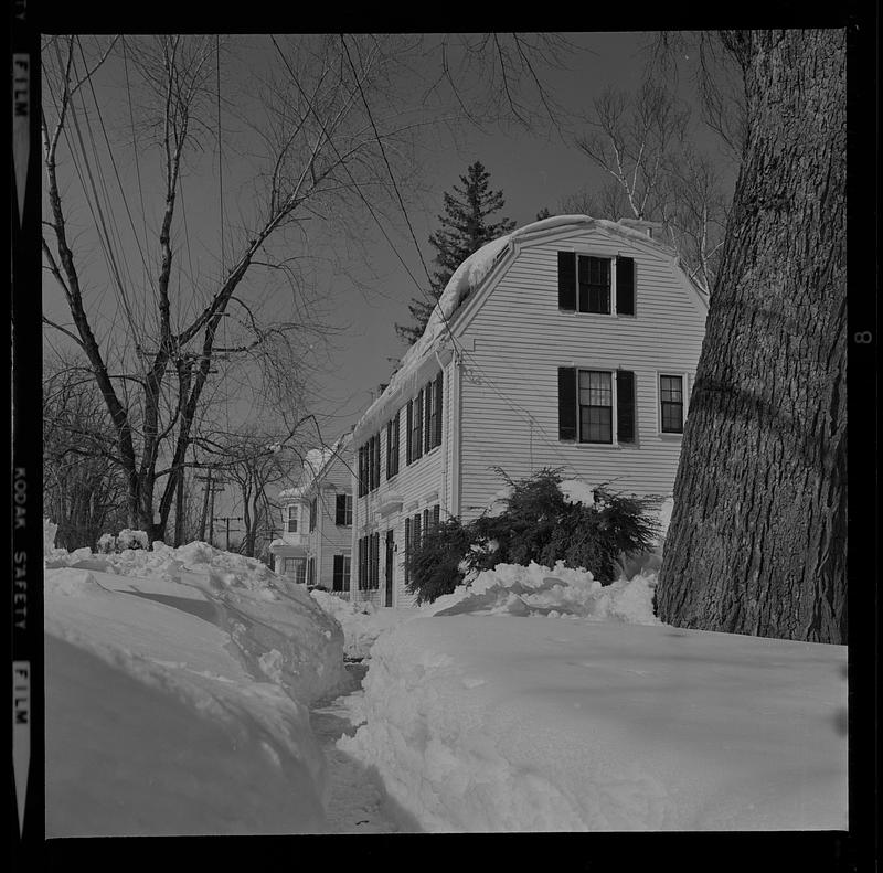 Snow scenes, High Street - Digital Commonwealth