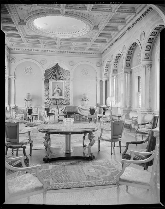 Interior, 211 Commonwealth Avenue, Boston, Massachusetts - Digital ...