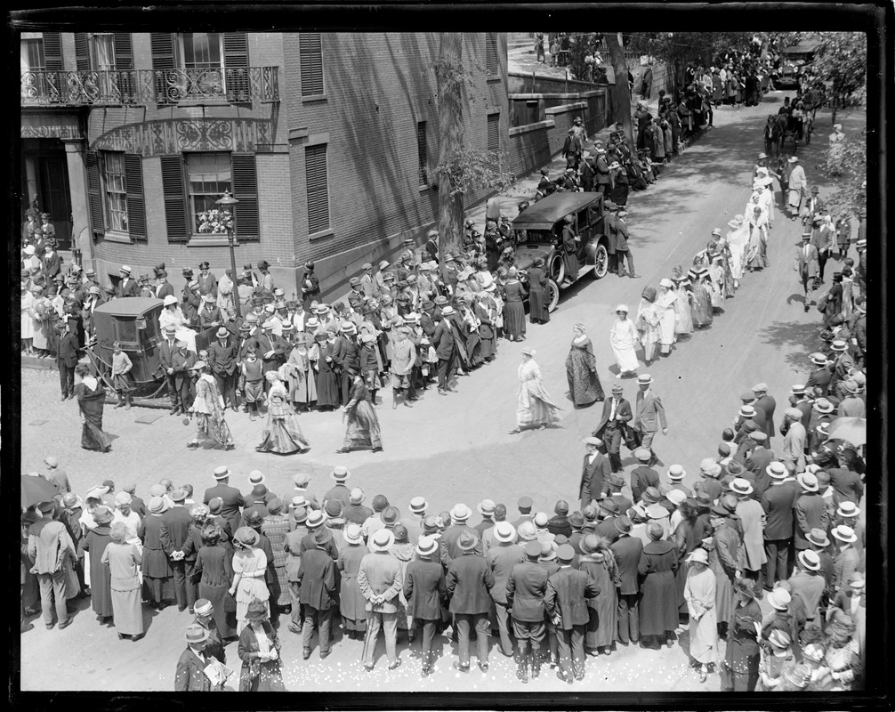 Old Boston Celebration on Beacon Hill - Digital Commonwealth