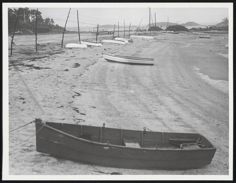 Photo taken at Monument Beach. Bourne, Cape Cod - Digital Commonwealth