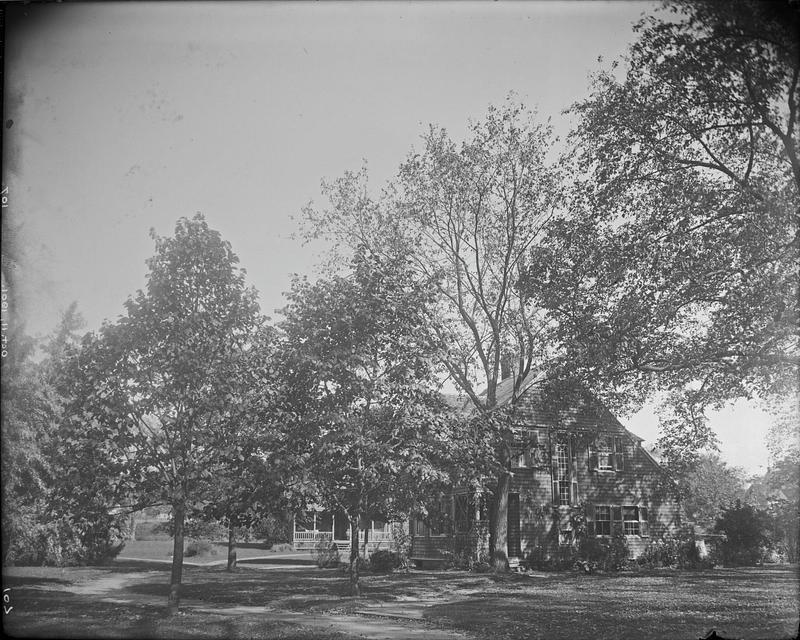 Cottages, #3 and #5 Park Place looking north - Digital Commonwealth