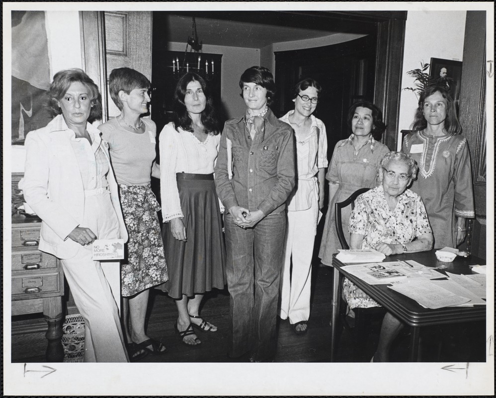 Women's group: Anita Greenbaum, Louise Bruyn, Joan Minkoff, Dr. Helen ...