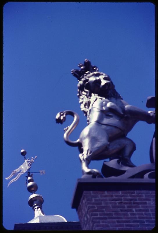 Lion statue, Old State House, Boston - Digital Commonwealth