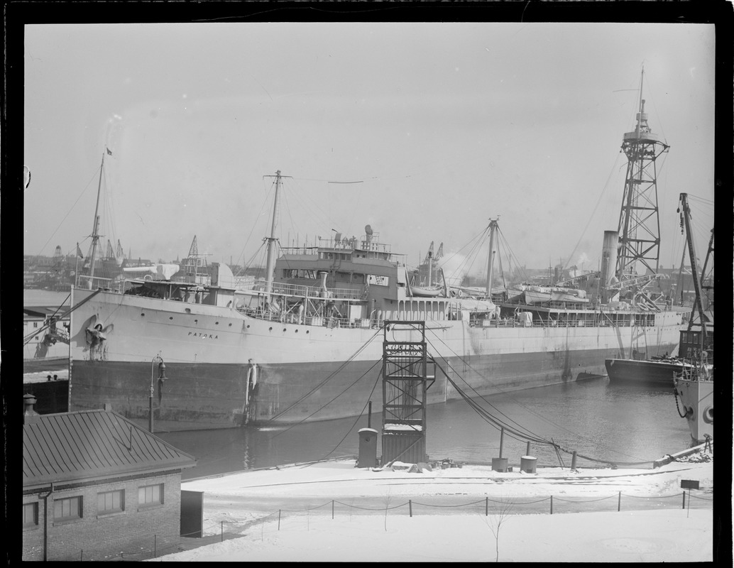 USS Patoka in Navy Yard. Tender for airship Los Angeles. - Digital ...