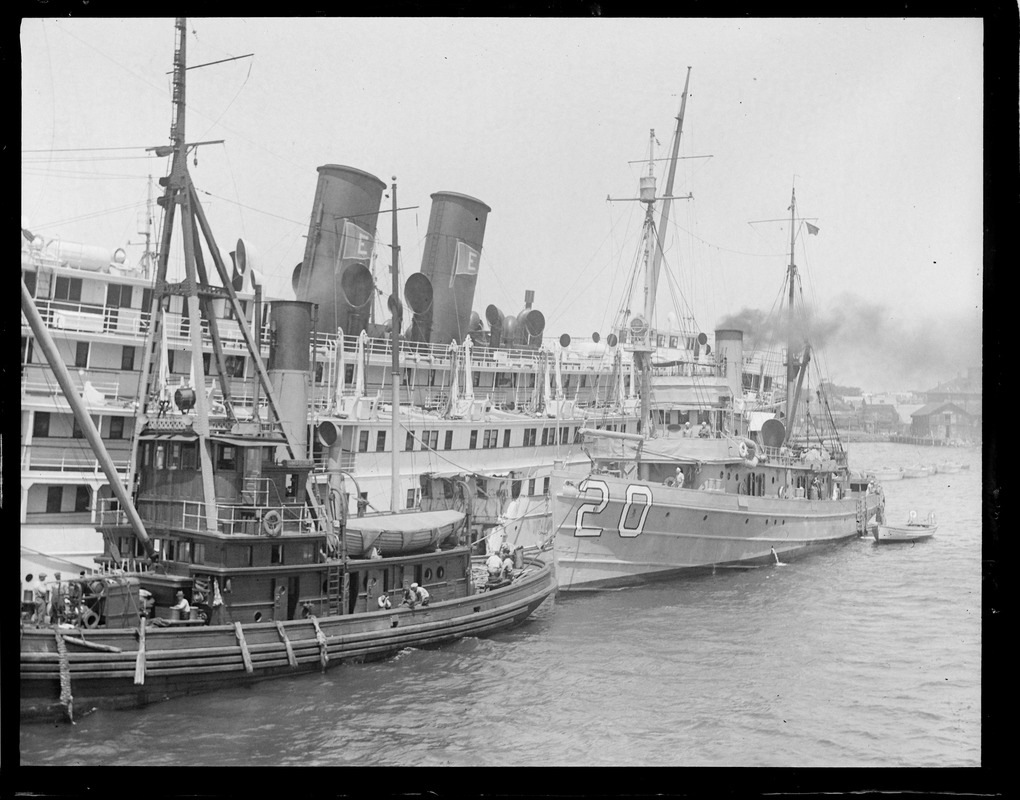 City of Boston (Eastern Steamship Line) off Newport, R.I. in distress ...
