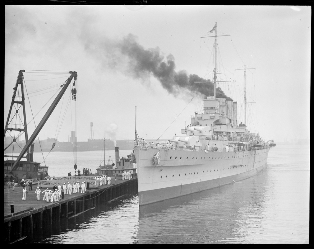 British cruiser Cape Town in Boston Harbor - Digital Commonwealth