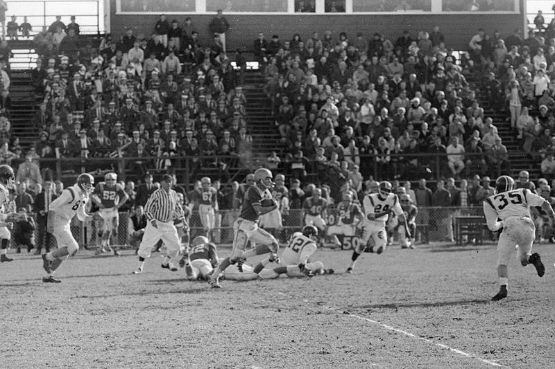 Bishop Stang VS Coyle Football Game, Dartmouth - Digital Commonwealth