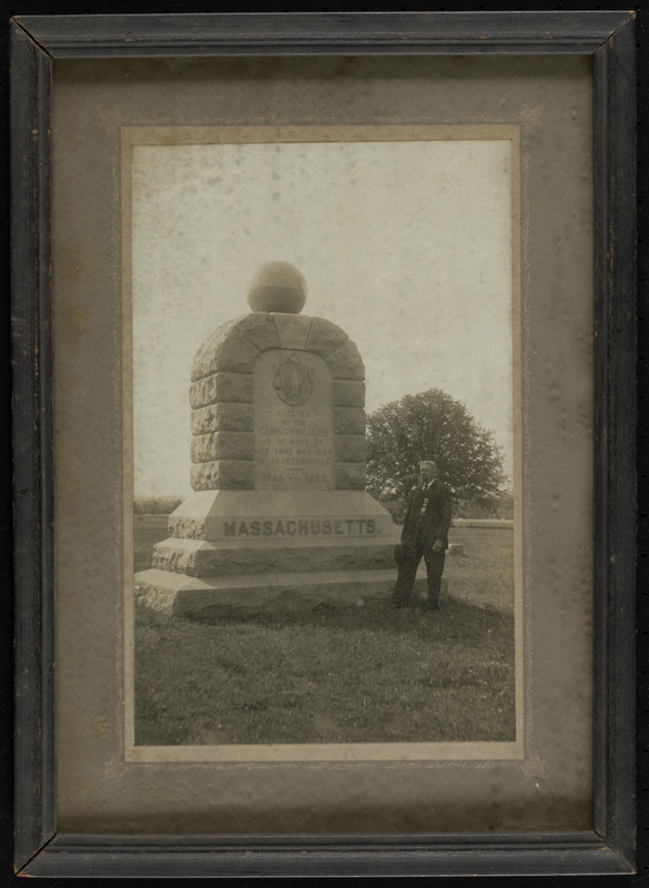 Mass. monument near Spring, Andersonville Stockage - Digital Commonwealth