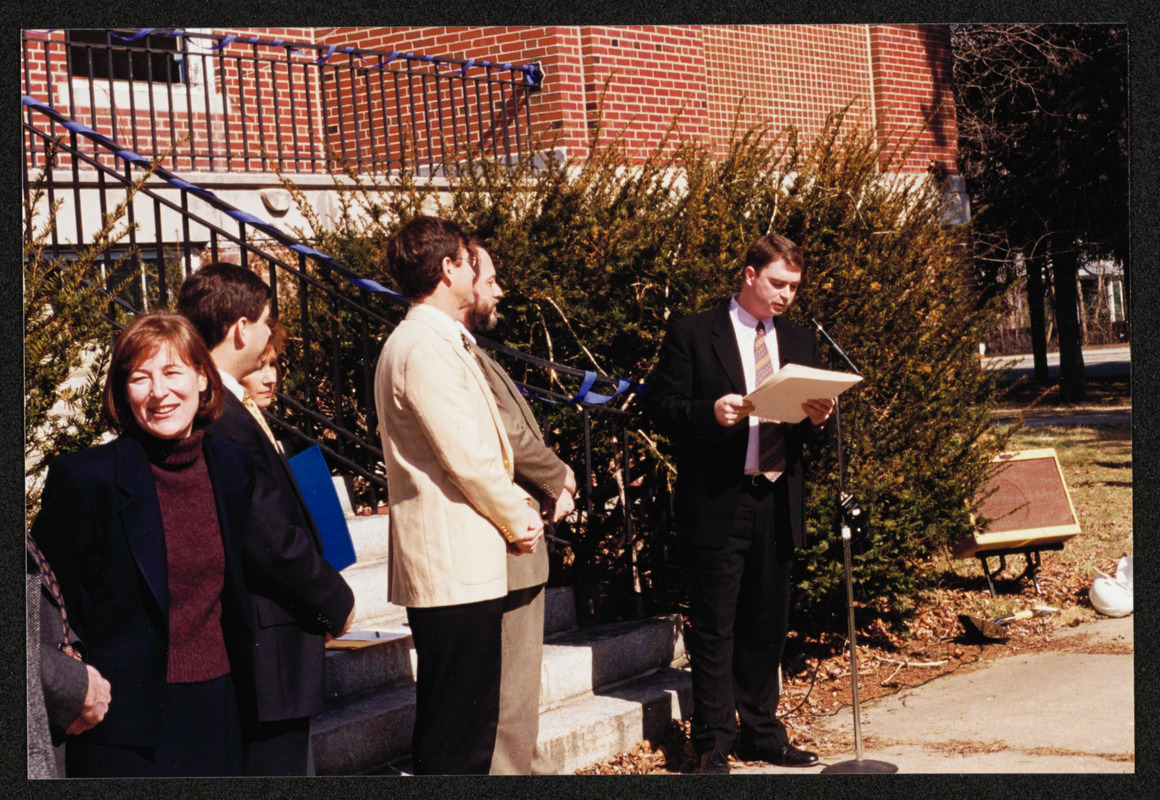 Opening of time capsule, March 8, 2000 - Digital Commonwealth
