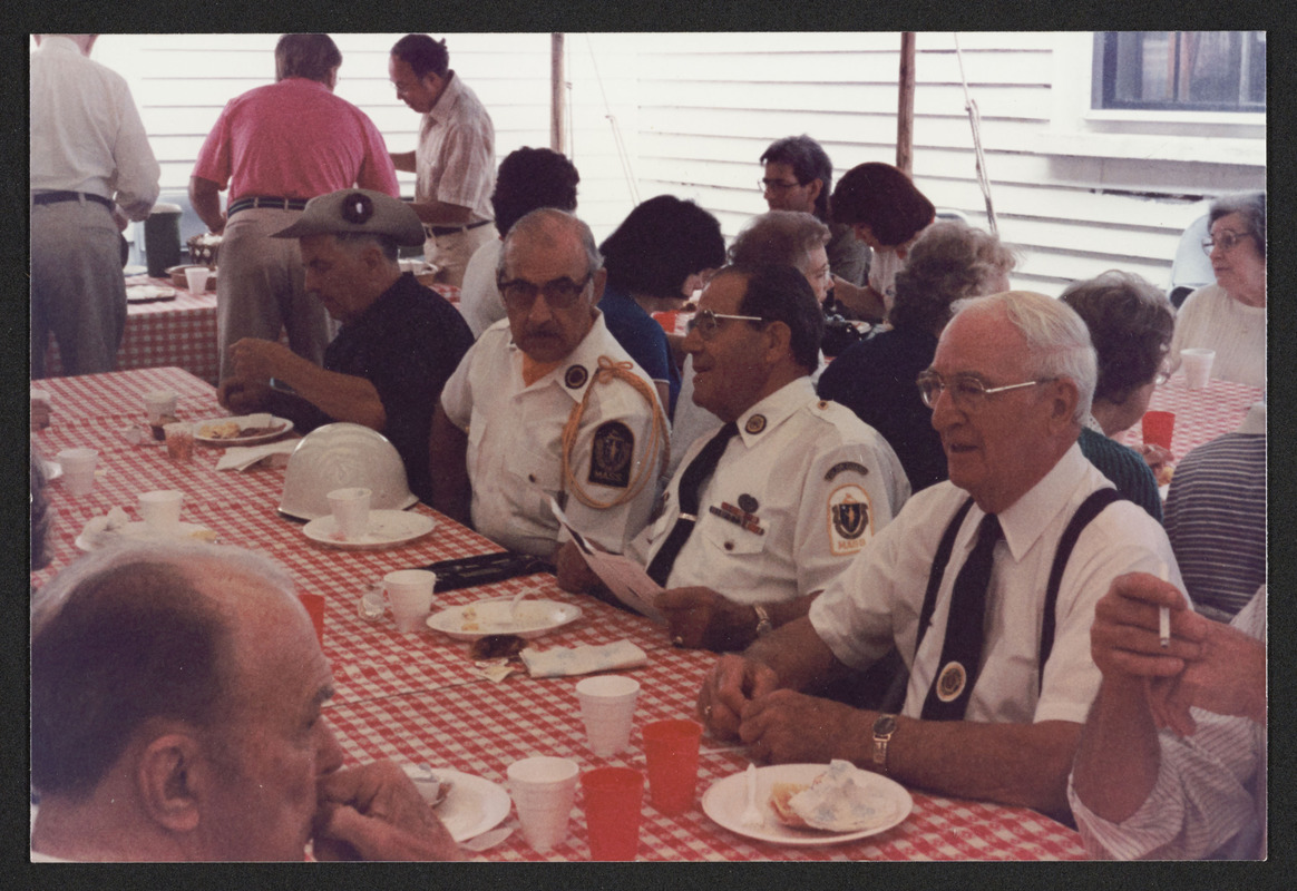 Dinner at the Congregational Church for the 1987 reenactment - Digital ...