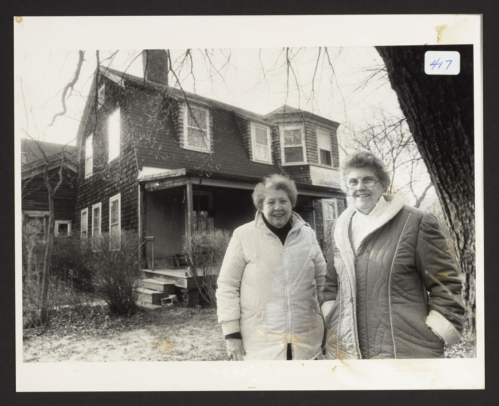 Edna Sprague and Gertrude Sprague - Digital Commonwealth