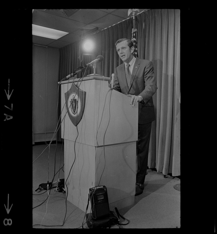 House Speaker David Bartley looks for Gov. Sargent to "stand up to this ...