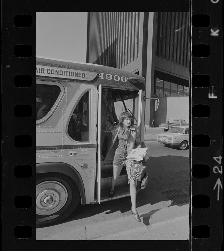 Passengers on initial run of wrong-way bus - Digital Commonwealth