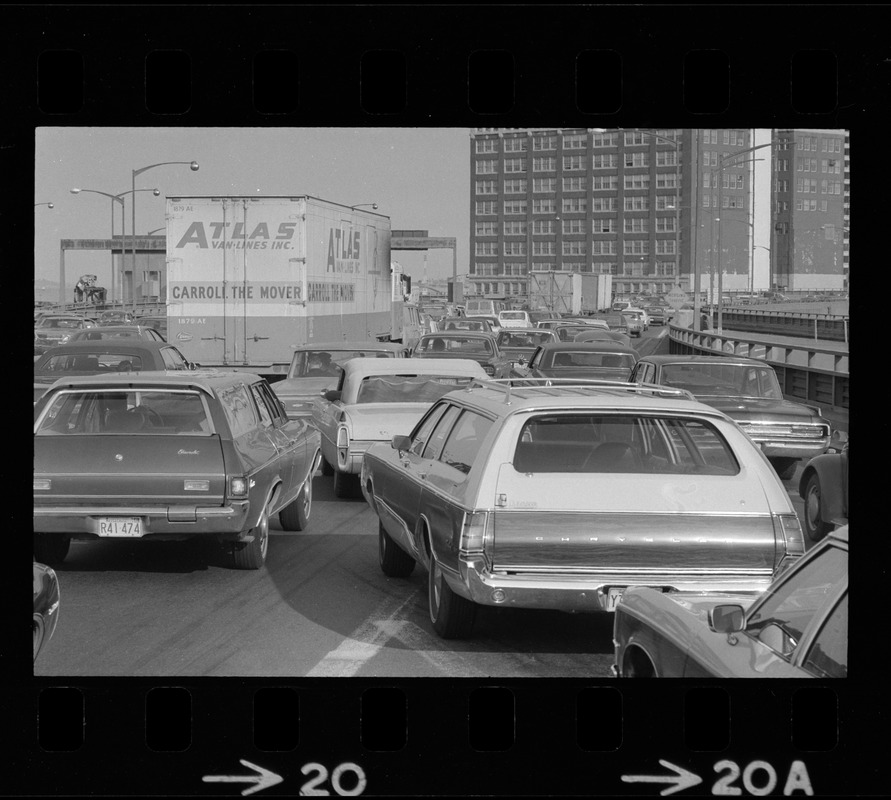 Traffic on Interstate 93, Boston - Digital Commonwealth