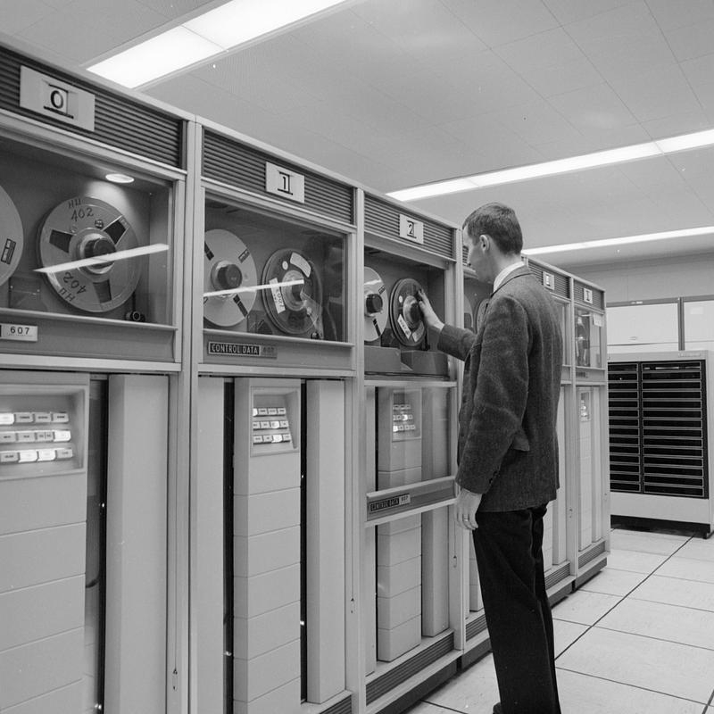 Smithsonian Astrophysical Observatory, Cambridge, MA - Digital Commonwealth