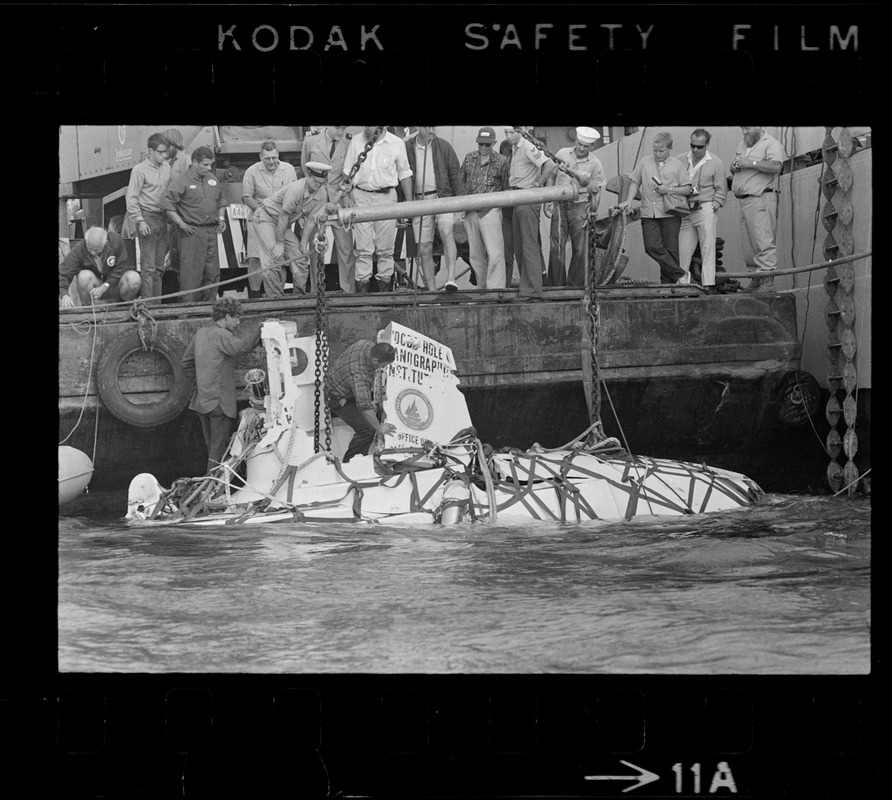 Web of supports holds $1.5 million research submarine Alvin as it is ...