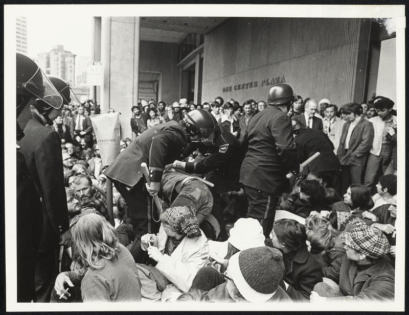 Demos. Anti-War. Boston. 5/71 - Digital Commonwealth