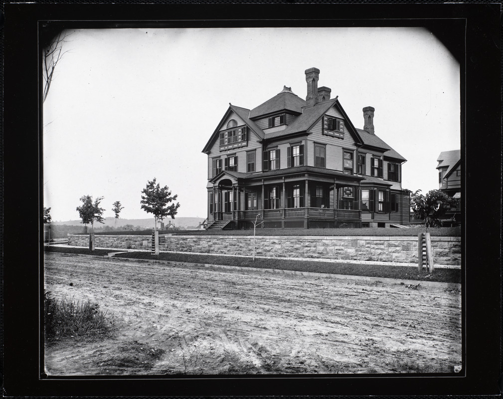 Nathan Whitten house, 283 Beech Street - Digital Commonwealth