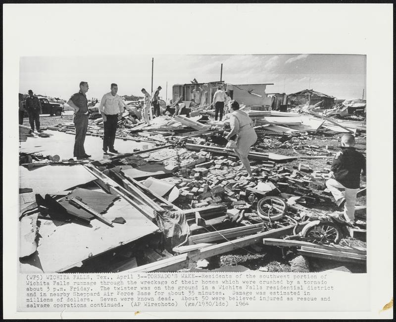 Wichita Falls, Tex. - Tornado's Wake - Residents of the southwest ...