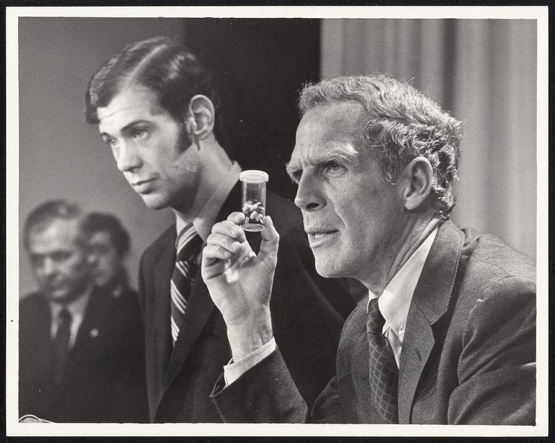 Alfred Judd. Planning a research officer. A Mayor White on drug prizes ...