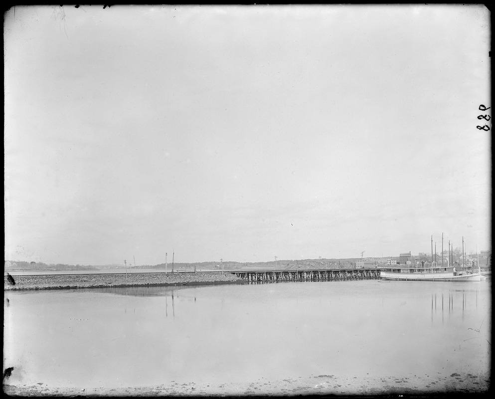 Beverly, Boston and Maine railroad bridge, views - Digital Commonwealth