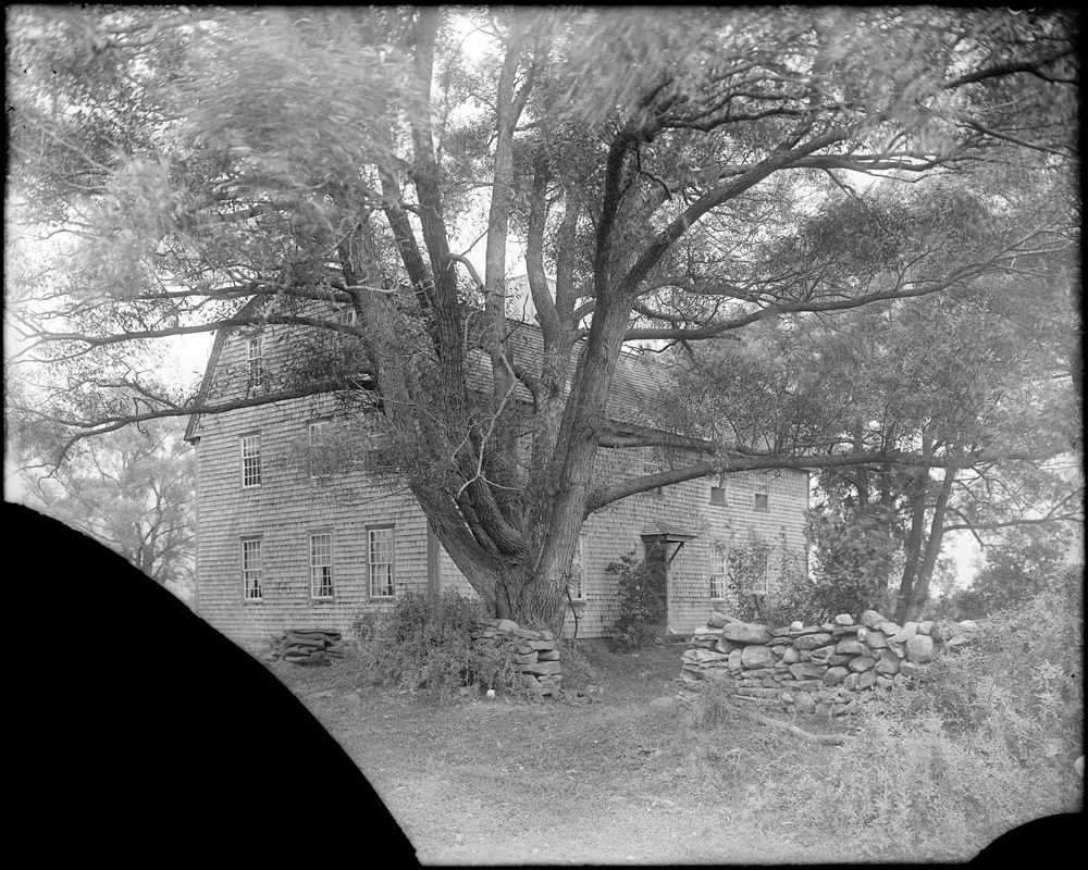 Saunderstown, Rhode Island, Hannah Robinson house - Digital Commonwealth