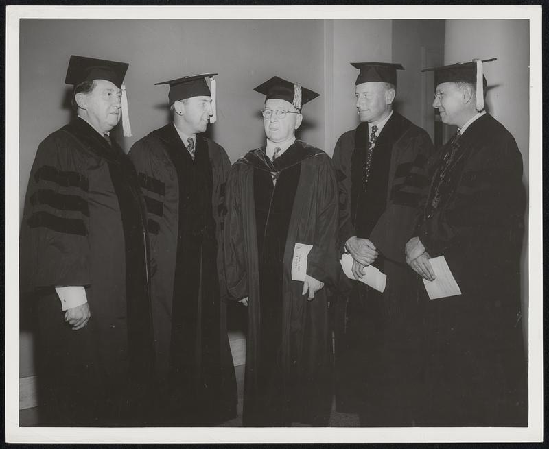 Jerry Giesler, of Los Angeles, noted Pacific Coast attorney. Robert ...