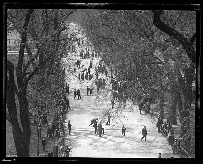 Big marble contest on Boston Common Mall - Digital Commonwealth