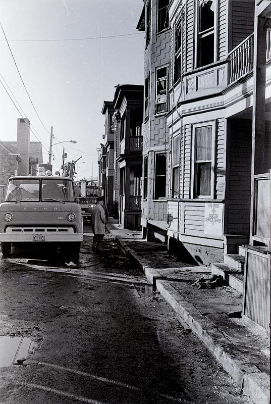 Poplar Street fire - Digital Commonwealth