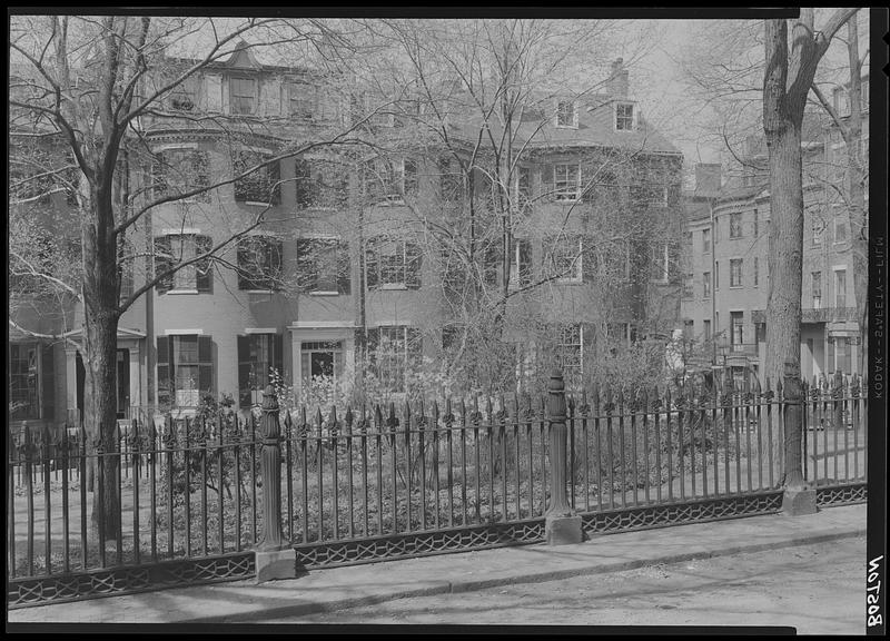 Louisburg Square, Boston - Digital Commonwealth