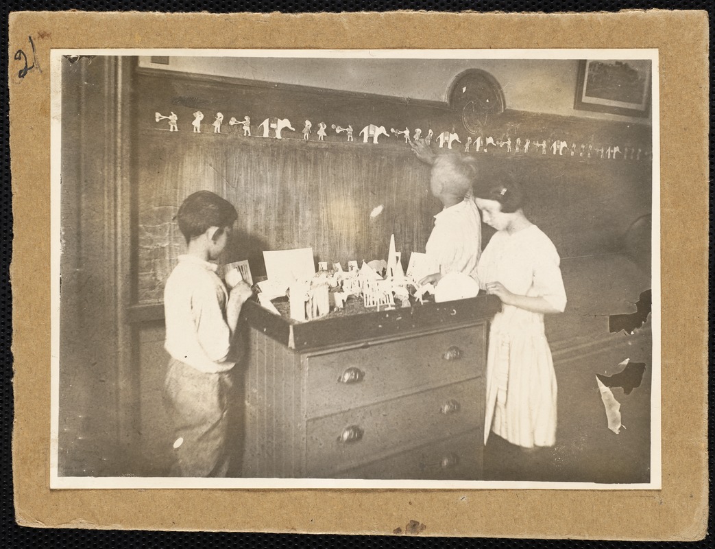 Edgerly School students - Digital Commonwealth