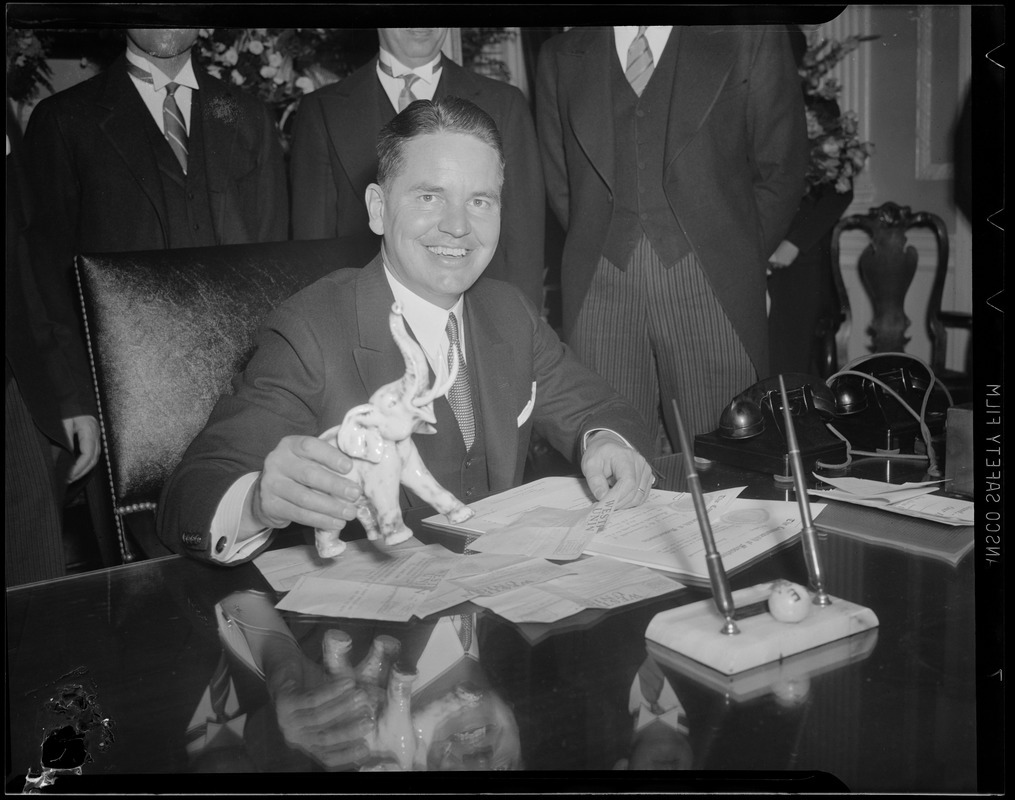 Governor of Massachusetts Robert F. Bradford - Digital Commonwealth