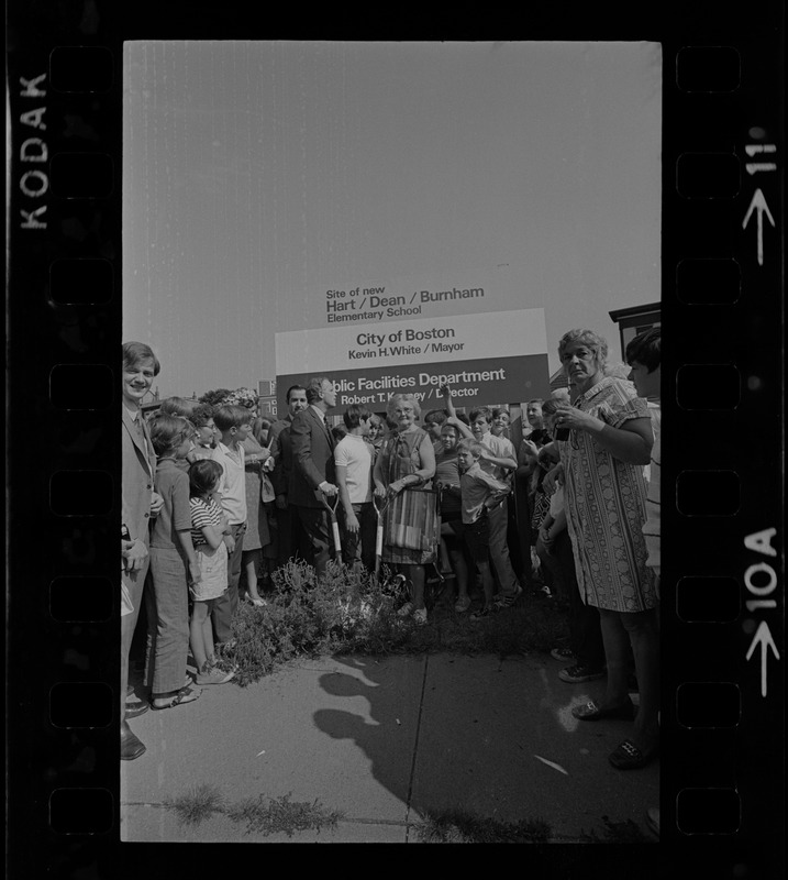 Surrounded by young neighbors of the area, Mayor White and Mrs ...