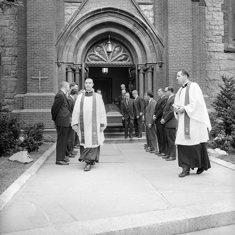 Bill Steele funeral, Grace Church, Spring & County Streets, New Bedford ...