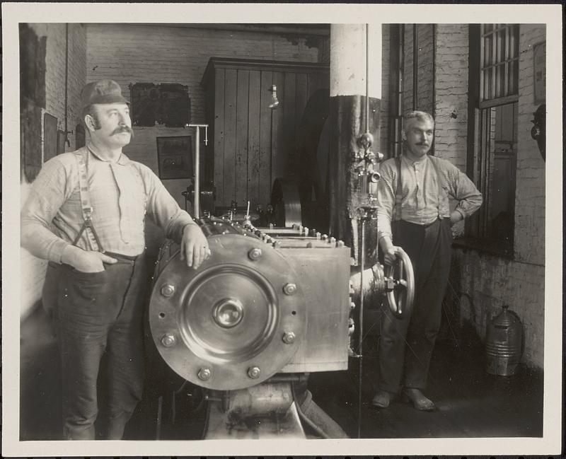 Engine Room, Bay State Mill, 1892 - Digital Commonwealth