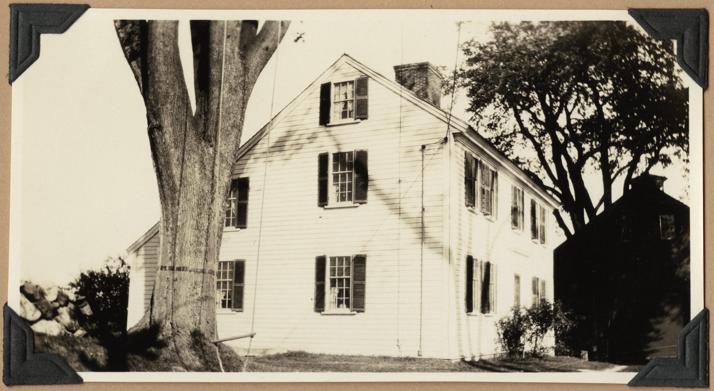 The west end of the Green-Leavitt house - Digital Commonwealth