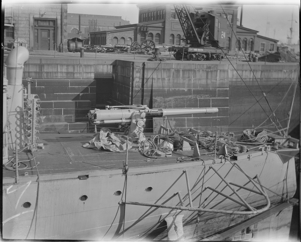 Gun on the USS Walker in Navy Yard dry dock - Digital Commonwealth