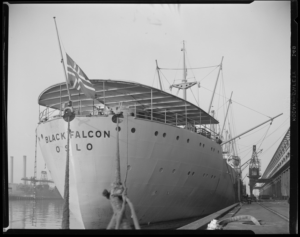 Fire aboard the "Black Falcon," Oslo. Tug "Hercules." - Digital ...
