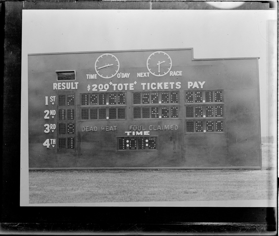 High payoff during first meet at Narragansett - Digital Commonwealth