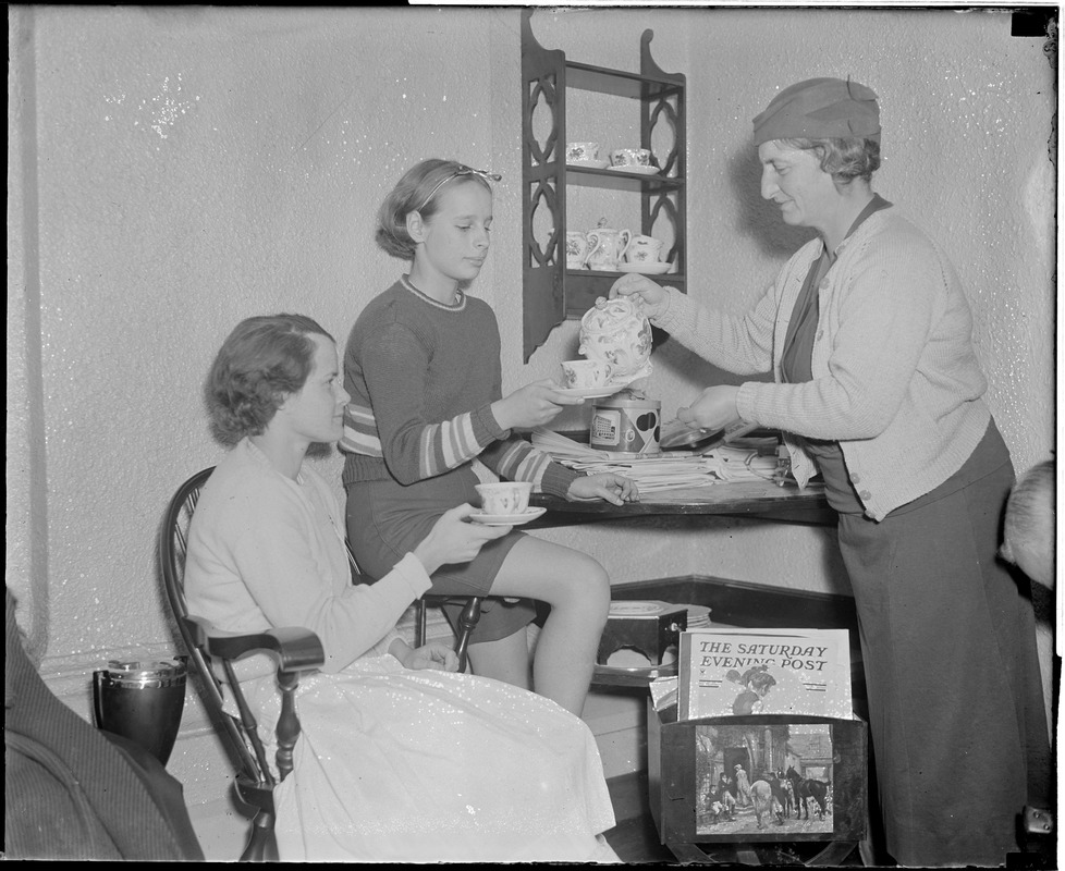 Mrs. Wightman serving tea at Longwood - Digital Commonwealth