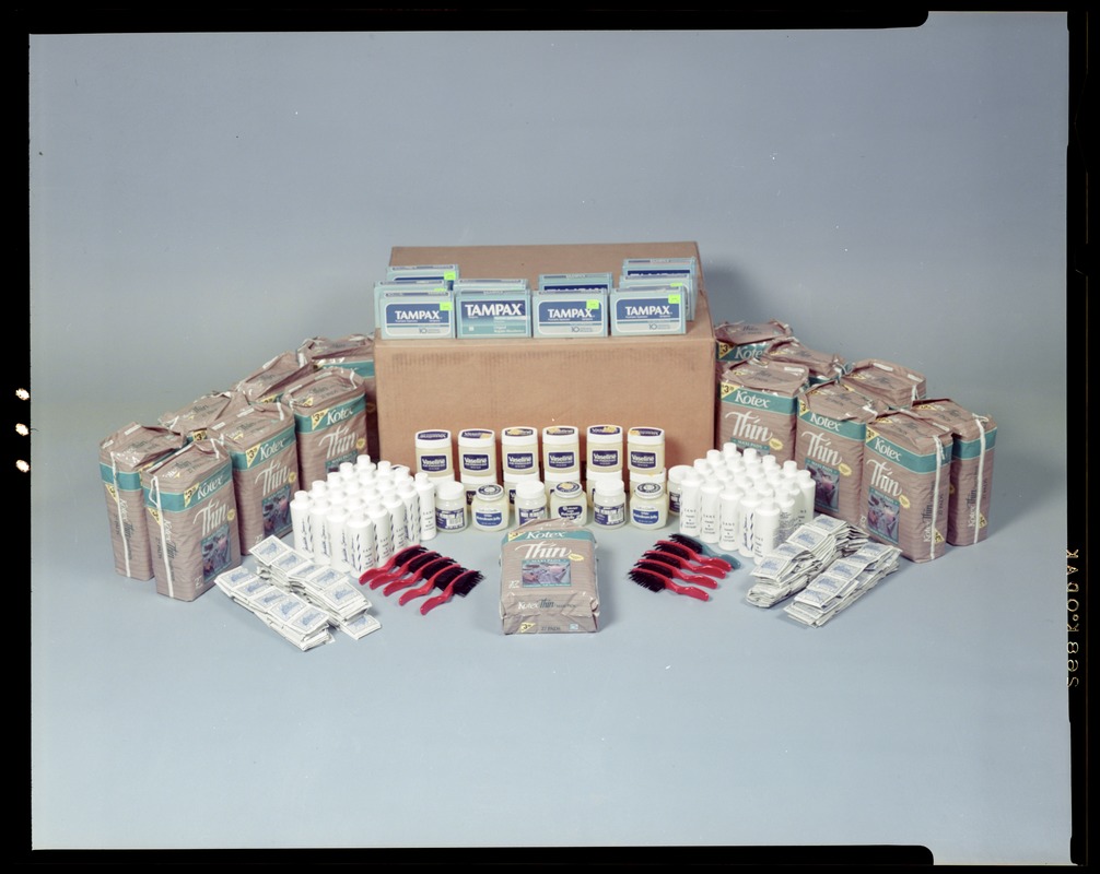 Food lab, ration supplement sundries pack - female - Digital Commonwealth