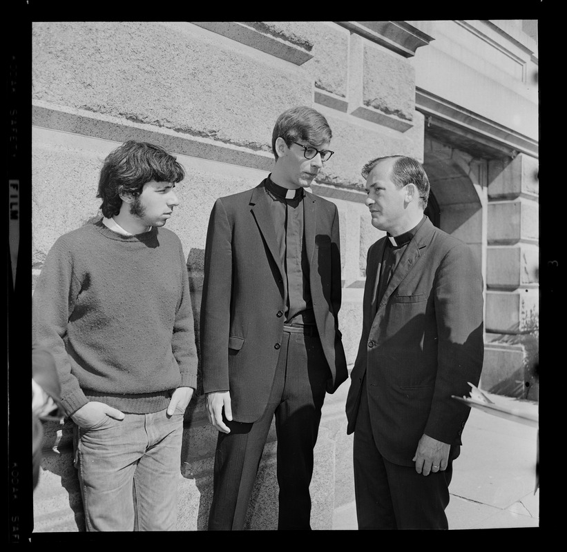 Robert Tamkin of Brookline, Rev. Jeffrey McMann of Neo-American Church ...