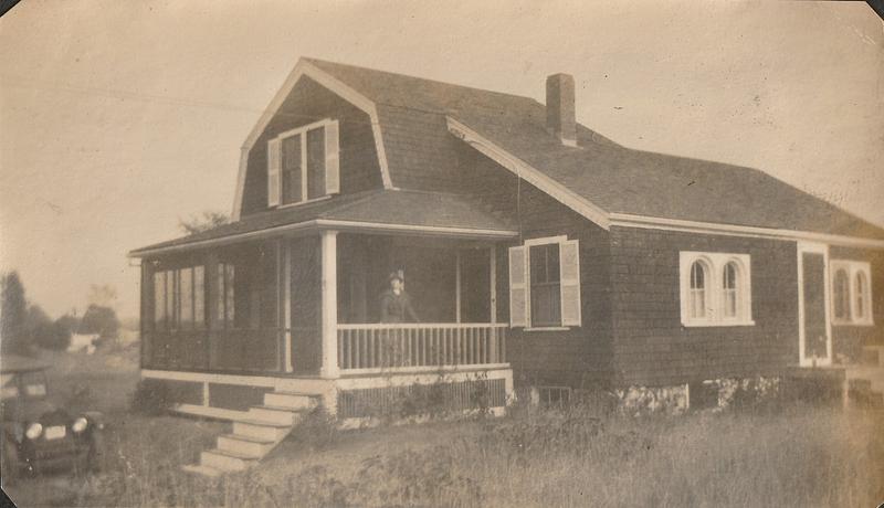 "Aunt Mabel's, N. Wilmington" - Digital Commonwealth