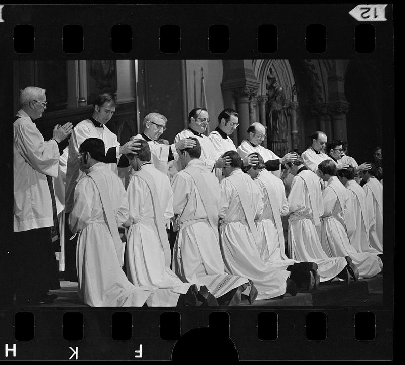 Cardinal Medeiros inducts new priests at Holy Cross Cathedral, South ...