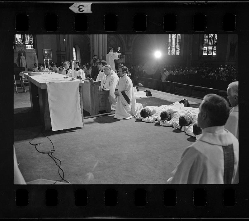 Cardinal Medeiros inducts new priests at Holy Cross Cathedral, South ...