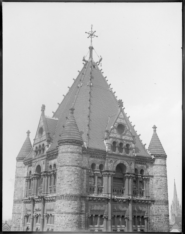 Steeplejack at work on Trinity Church - Digital Commonwealth