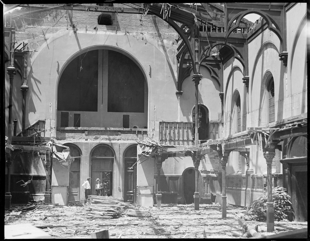 Cambridge, Appleton Chapel comes down at Harvard for war memorial ...