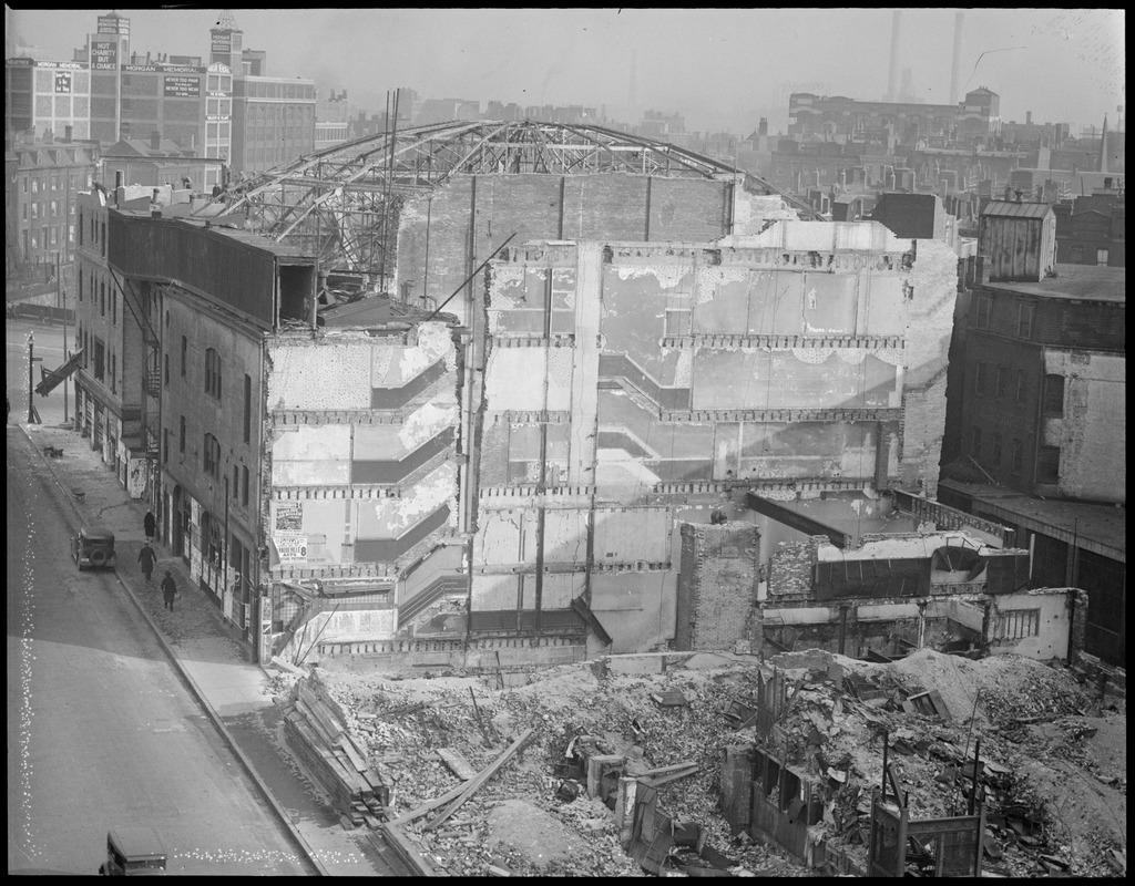 Castle Square Theater and Hotel coming down - Digital Commonwealth