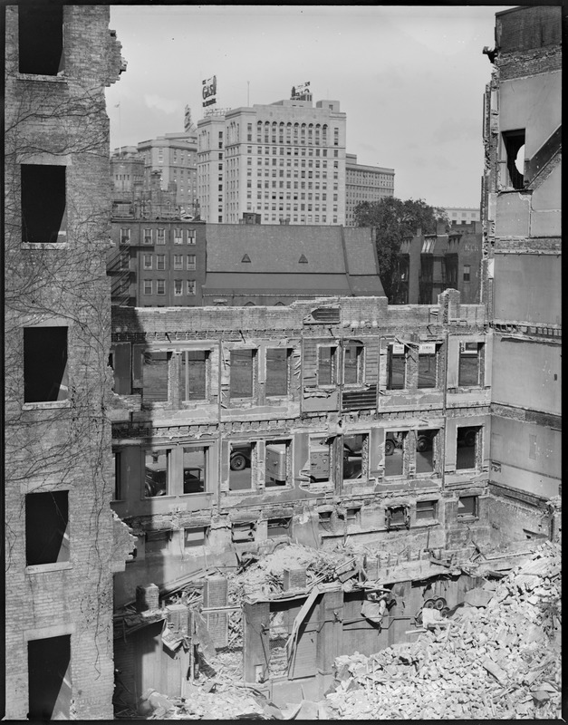 Castle Square Hotel coming down - Digital Commonwealth
