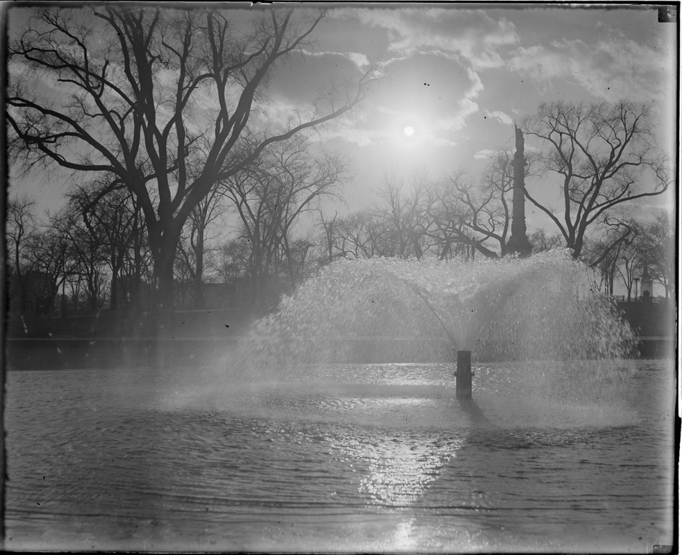 Boston Common sunset and fountain - Digital Commonwealth